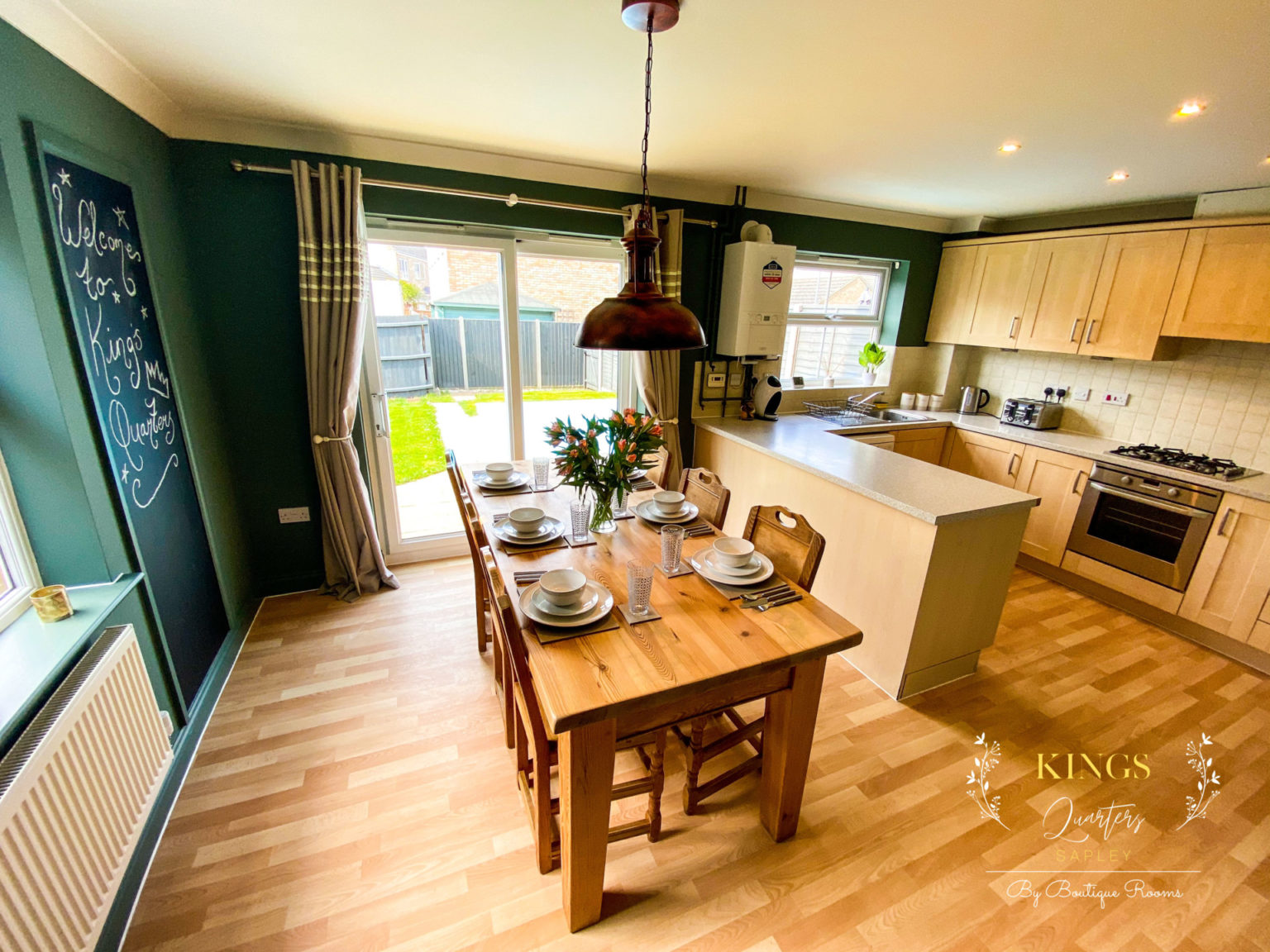 King's Quarters: In-Depth - Boutique Luxe